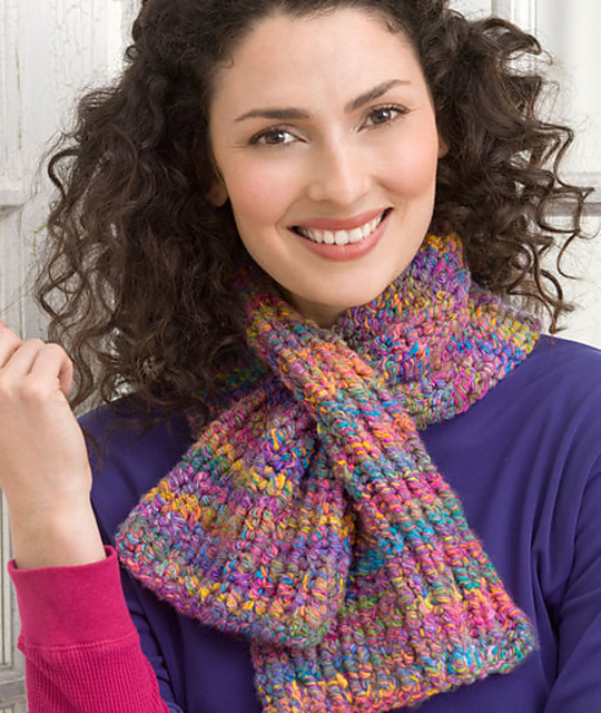Ravelry: Curly Q Keyhole Knit Scarf pattern by Jean Adel