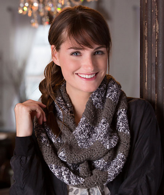 Ravelry: Ripple Infinity Cowl pattern by Karen McKenna