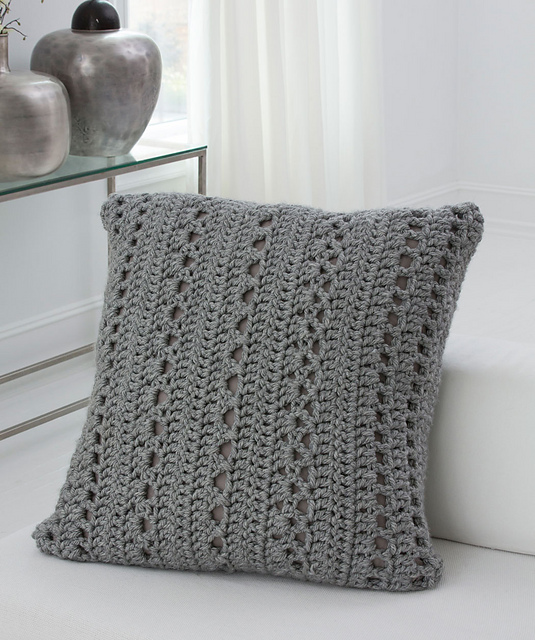 Ravelry: Big & Cozy Floor Pillow pattern by Jessie Rayot