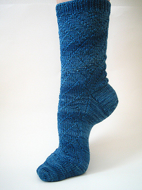 Ravelry: Rhombus pattern by Andrea Weinrick