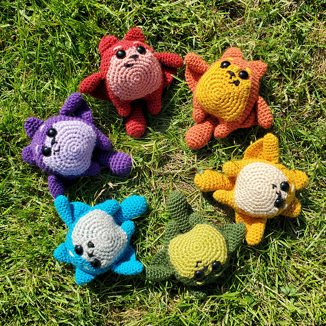 Ravelry: Maple the Flying Squirrel pattern by Zoe Buchanan