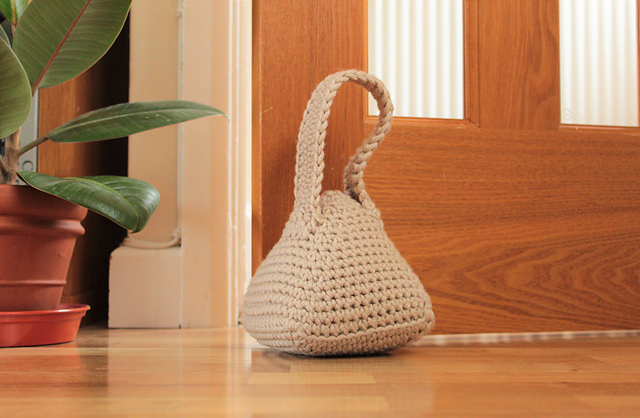 Ravelry: Pyramid Doorstop pattern by Veronika Cromwell