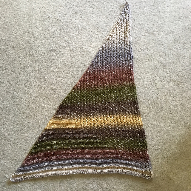 Ravelry: BlueTalisman's Right-Triangle Shawl