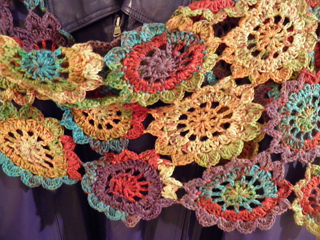 Ravelry: Blueeyedgrl's Japanese Flower Scarf