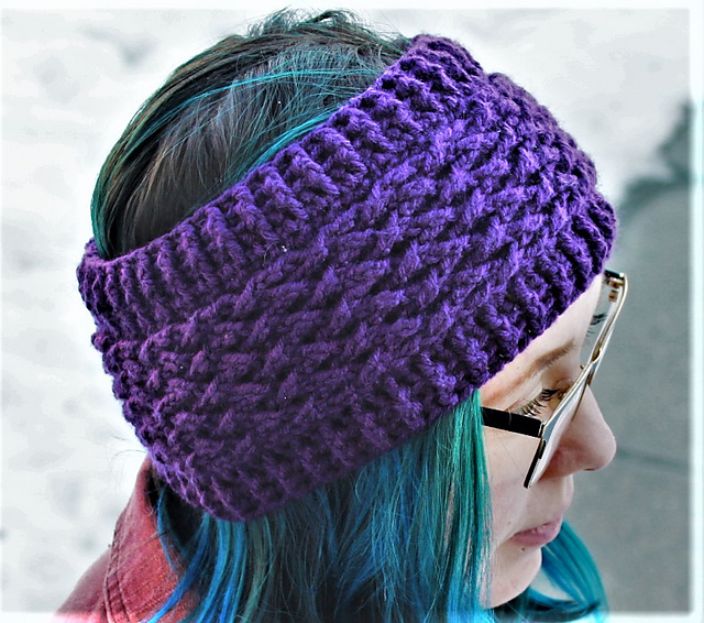 Ravelry: Cable Headband pattern by Sarah Baumgartner