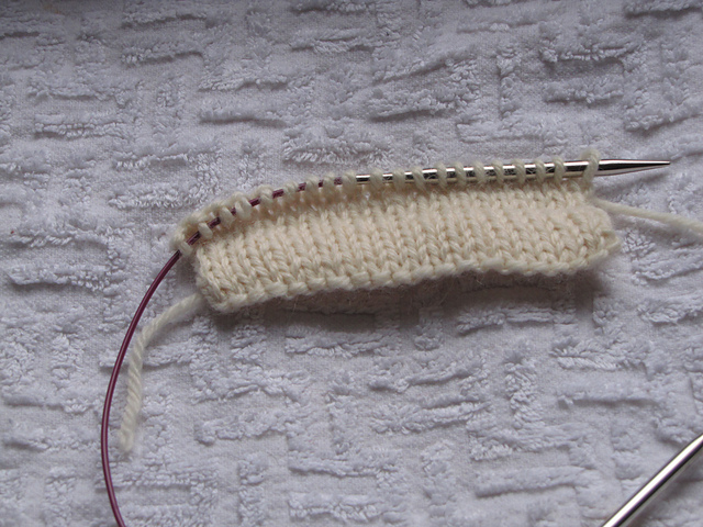 Ravelry: Stockinette Knitted Hem Tutorial pattern by Eileen Casey