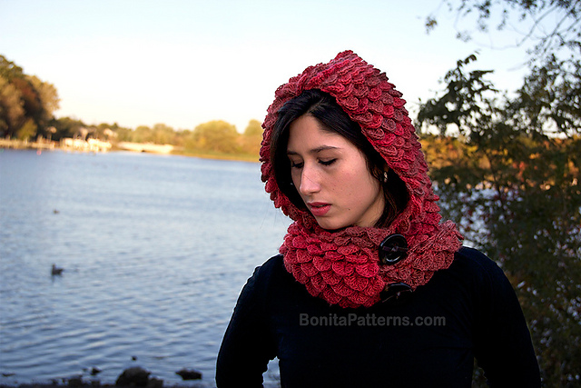 Ravelry: Crocodile Stitch Hooded Cowl pattern by Bonita Patterns