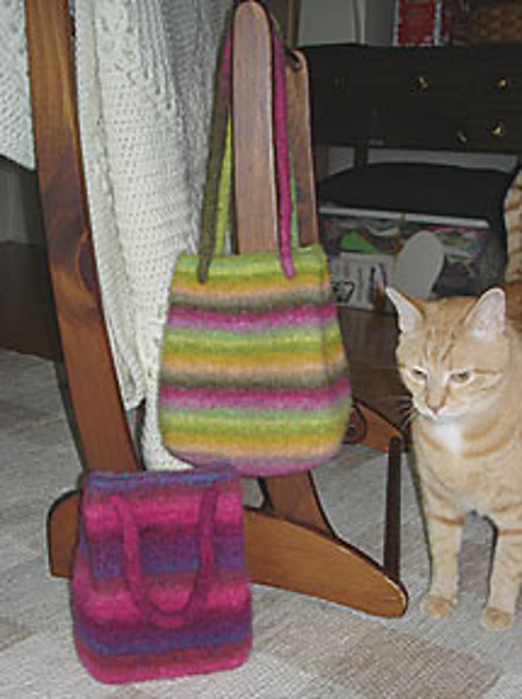 Ravelry: Baby Booga Bag pattern by Julie Anderson