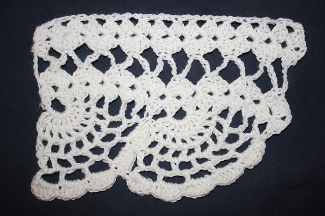 Ravelry: Oyster Shell Lace pattern by A.M.