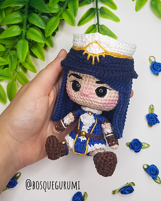 Ravelry: Caitlyn Kiramman amigurumi (Arcane/LOL) pattern by Paola F. Sousa