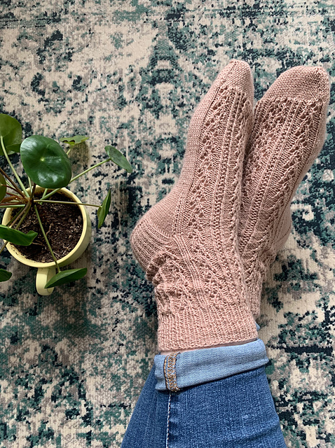 Ravelry: Frosted Maple Socks pattern by Melanie Keatley