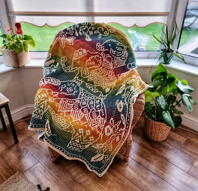 Ravelry: eleFUNsaic blanket pattern by Ola Chester