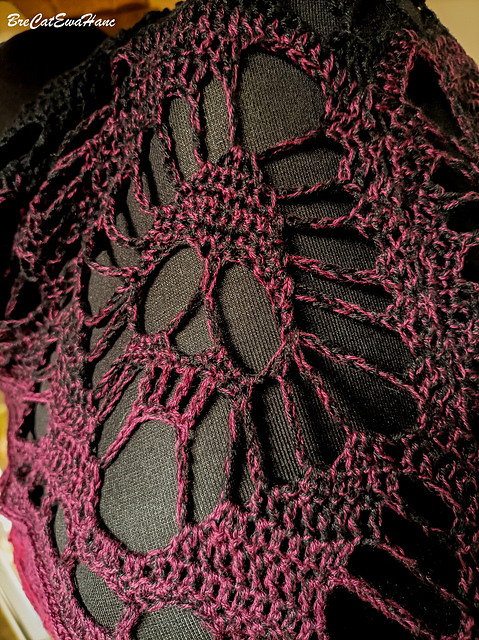 Ravelry: Scary Scarf pattern by Woolen Fantasies by Ewa Hanc