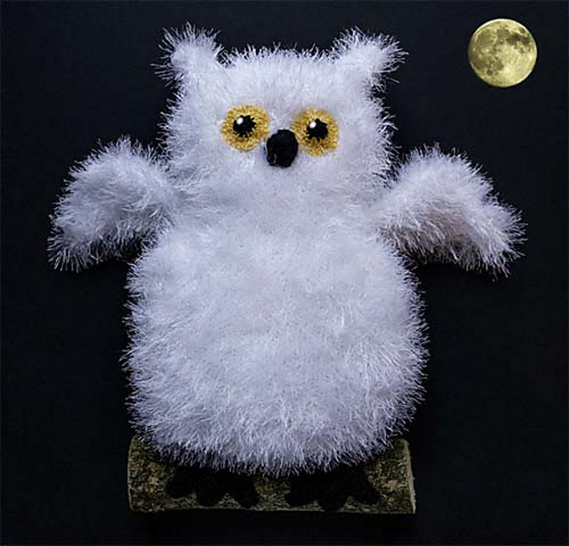 Ravelry: Snowy Owl pattern by Linda Moorhouse