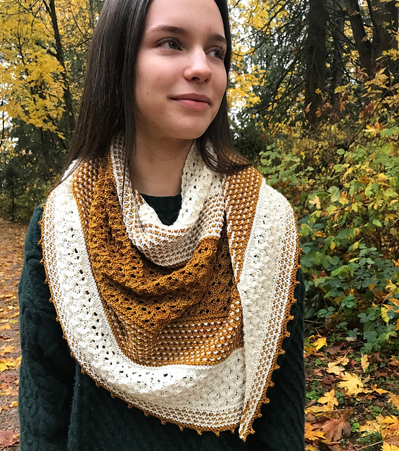Ravelry: Tandragee Shawl pattern by Brenda Brayfield