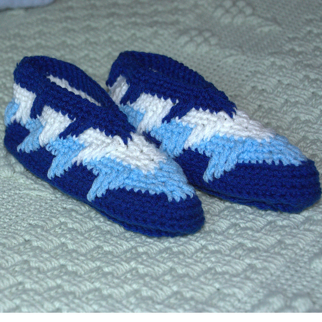 Ravelry: Apache Tears Slippers pattern by Sue Norrad