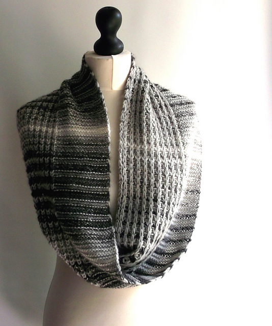 Ravelry: Cascade Mobius pattern by Brian smith