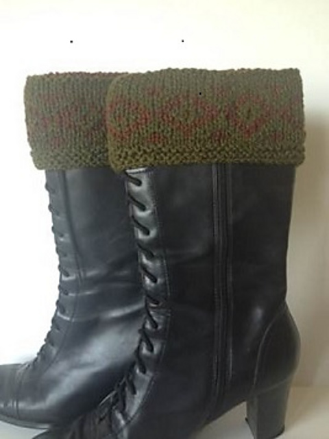 Ravelry: Boot Toppers pattern by Lorna Miser