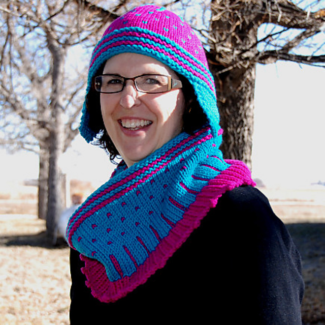 Ravelry: Big Sis' Cowl pattern by Lorna Miser