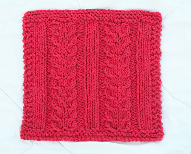 Ravelry: Cables 'n Columns Dishcloth pattern by Cathy Waldie