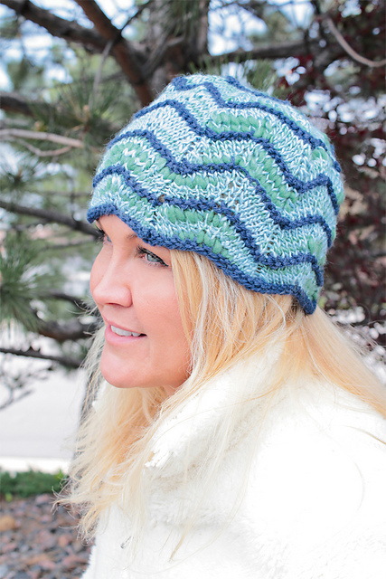 Ravelry: Chevron Waves pattern by Lorna Miser