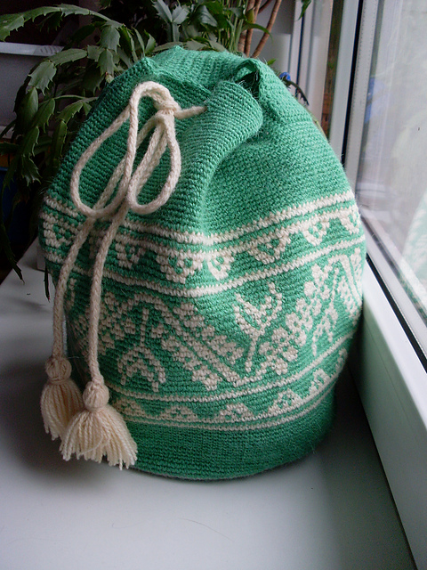 Ravelry: Mochila Multicolor pattern by DMC