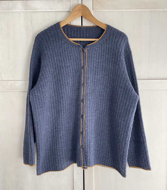 Ravelry: Cardigan British Love pattern by Ellen Hildebrandt