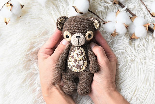 Ravelry: Treasure the Teddy pattern by Mari-Liis Lille
