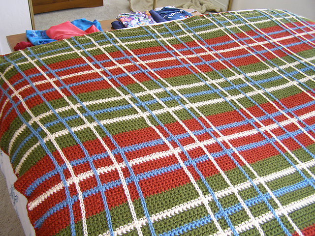 Ravelry: Pretty in Plaid pattern by Leisure Arts