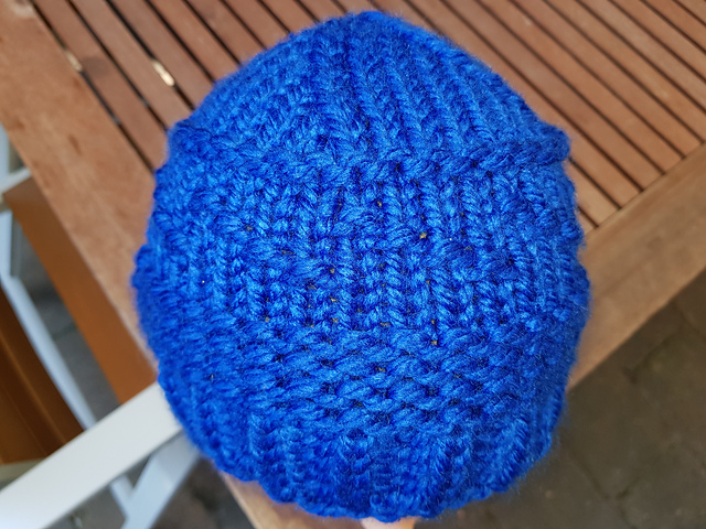 Ravelry: Izzy hat pattern by Knitting by Mique