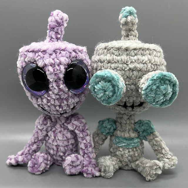 Ravelry: Alien Robot pattern by C3 Fiber Arts