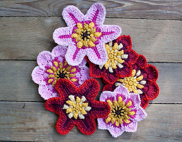 Ravelry: Flowers in Overlay Crochet pattern by CAROcreated design