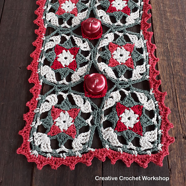 Ravelry: Yuletide Star Table Runner pattern by Joanita Theron