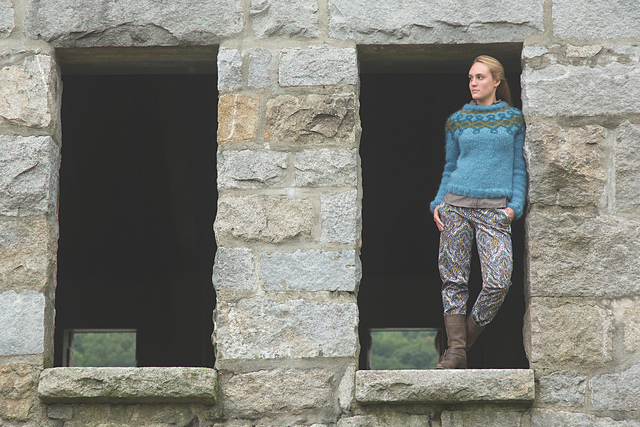 Ravelry: Trinity pattern by Susan Mills Knits