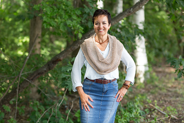Ravelry: Hanako Capelet/Cowl pattern by Classic Elite