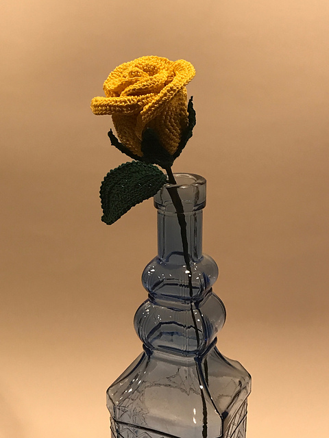 Ravelry: Medium Rose pattern by CIBYflowerPatterns