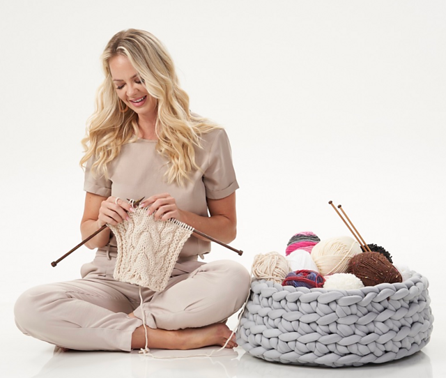 Ravelry: Jumbo XL Basket for Yarns pattern by Circulo