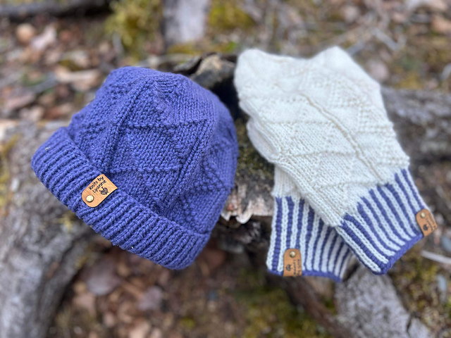 Ravelry: Newfoundland Guernsey Hat & Mittens pattern by Barbara Harpur ...