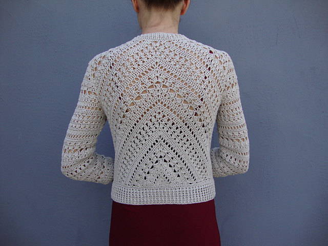 Ravelry: Jacket with triangle and diagonal patterns pattern by ...