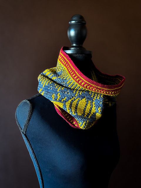 Ravelry: Cuppa Spice Cowl pattern by Robin Parent