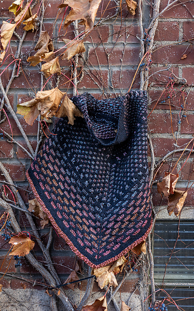 Ravelry: Eventide Cowl pattern by Crystal Hiatt | Factory Girl Design