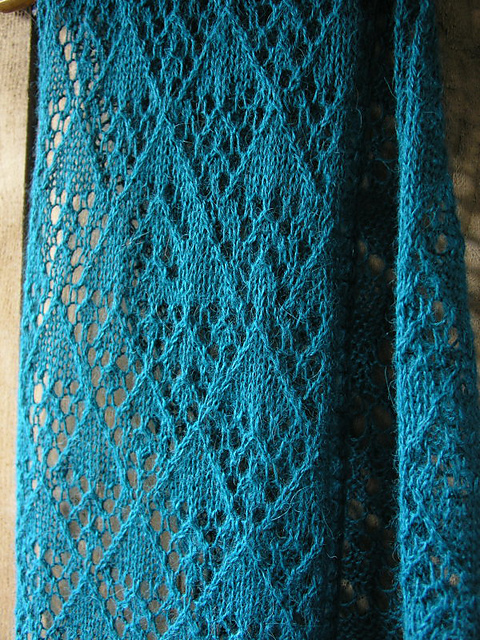 Ravelry: Hillingar pattern by Caerthan Wrack