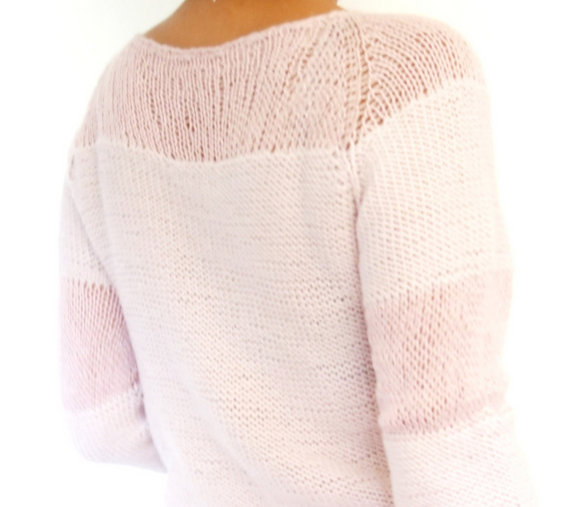 Ravelry: Dusk Pink Sweater pattern by Camelia Mit