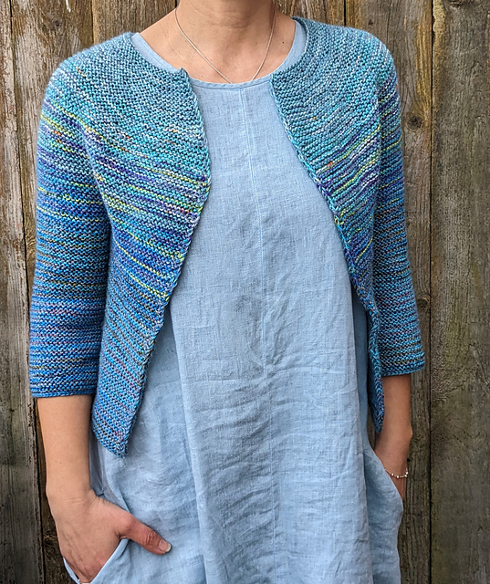 Ravelry: Lagoon Cropped Cardi pattern by Camelia Mit