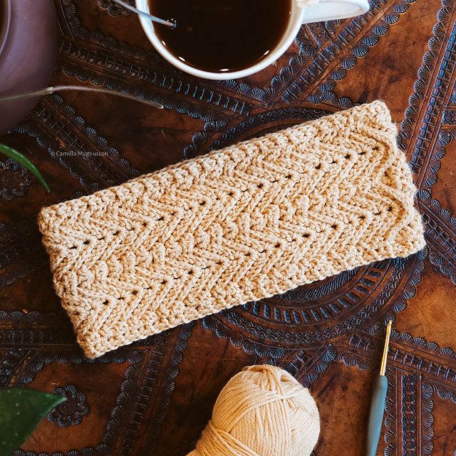 Ravelry: Chill Chai Crochet ear warmer pattern by Camilla Magnusson