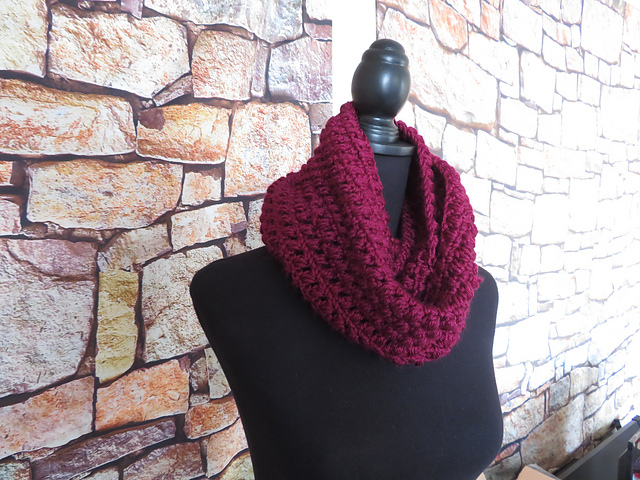 Ravelry: Lustrous Winter Cowl pattern by Candice Lynn