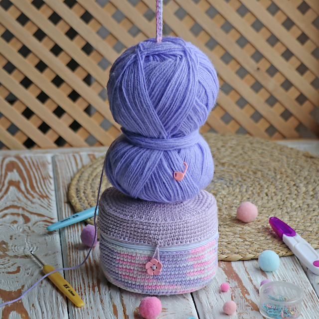 Ravelry: Yarn Spinner pattern by Kseniia Semeliak