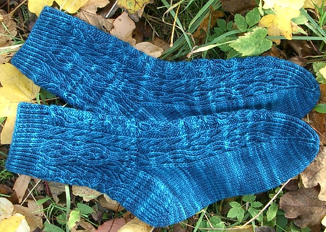 Ravelry: Lohengrin pattern by Caoua Coffee