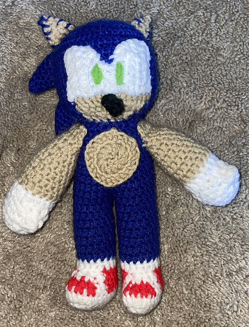 Ravelry: Sonic the Hedgehog plushie pattern by Ray Martinez III