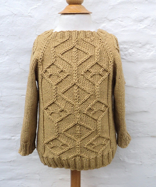 Ravelry: Pullover Gaétan(e) pattern by Carole Francone